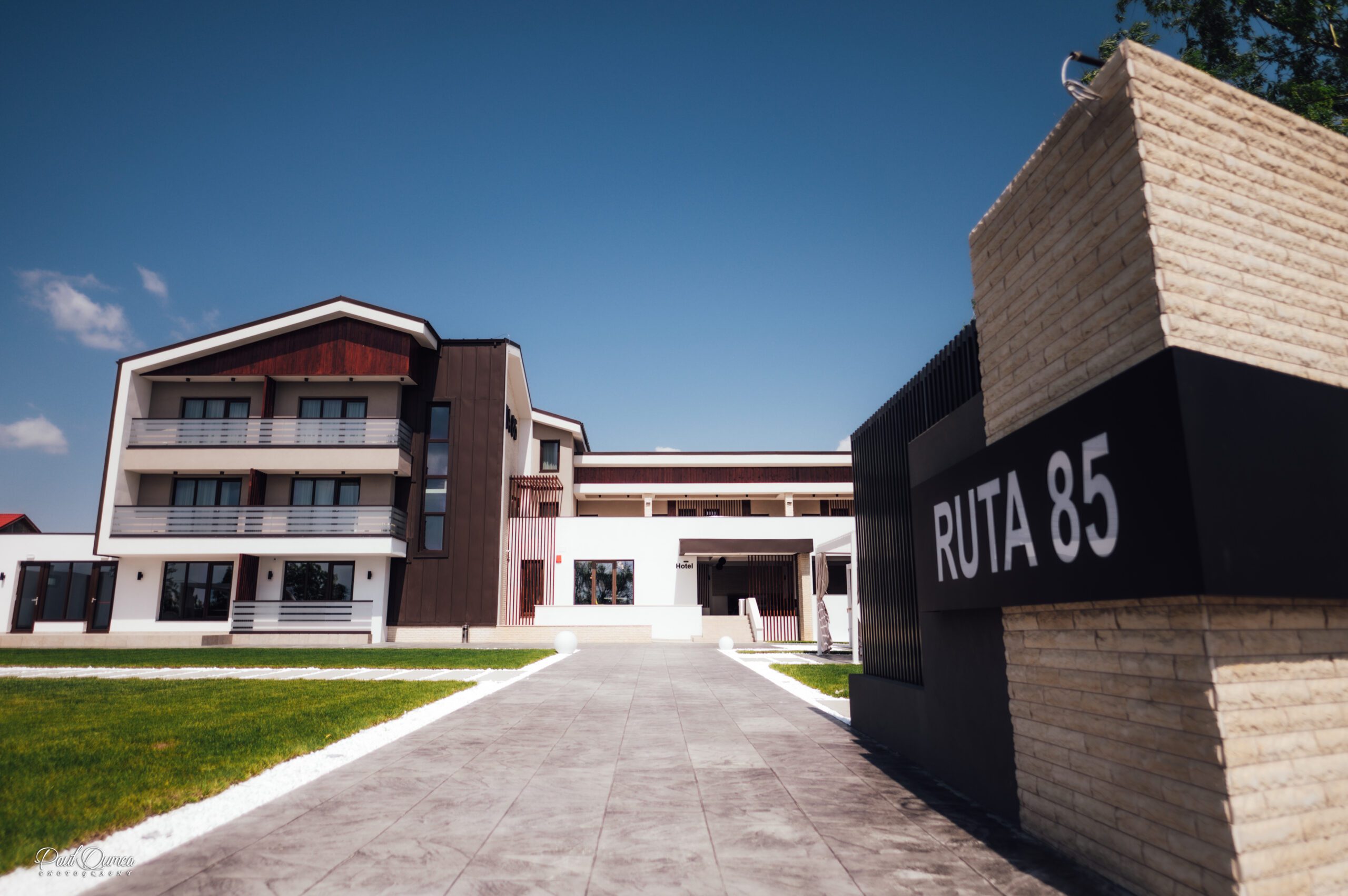 Restaurant Ruta 85 - Steps to the future